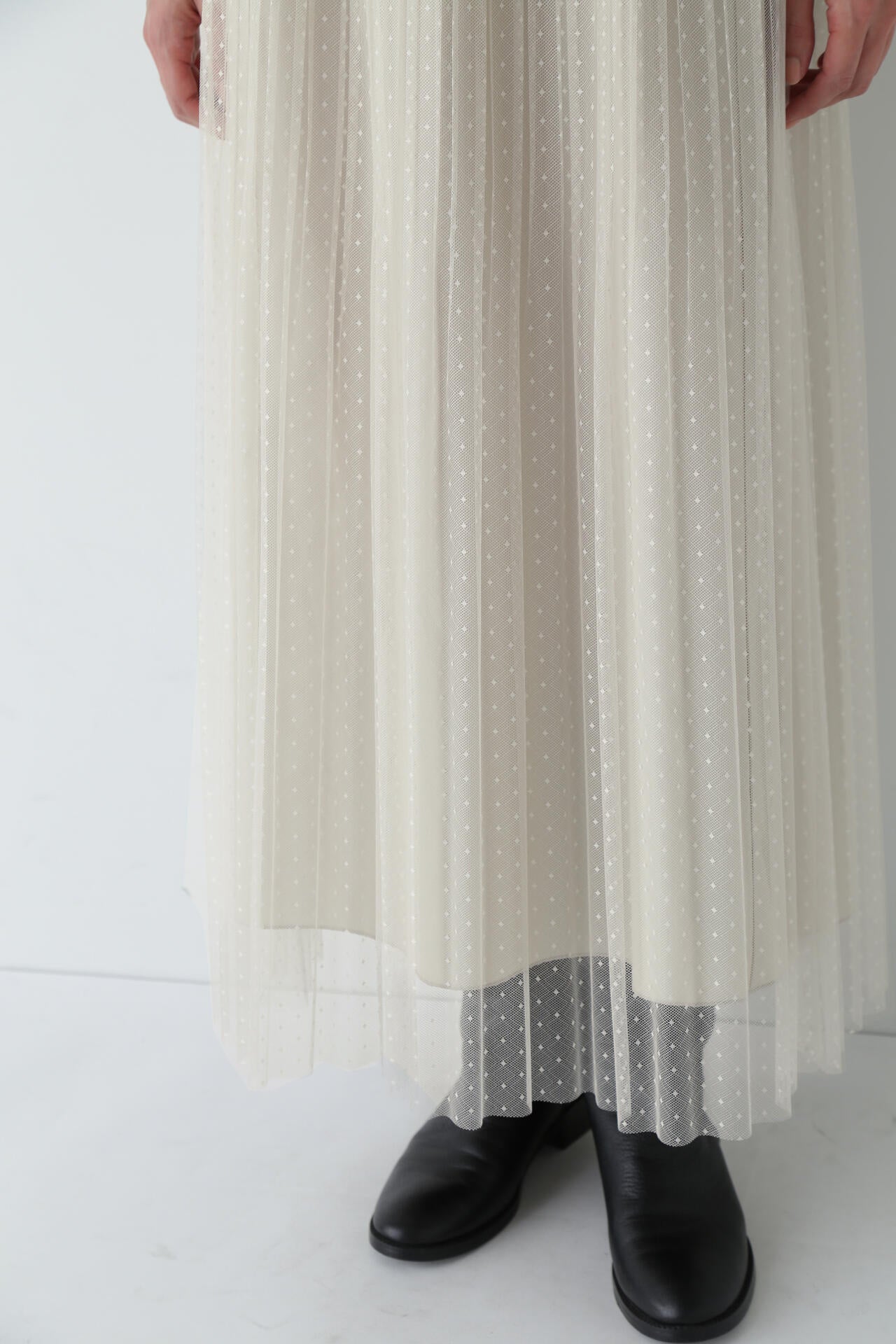 スクエアドットチュールスカート | human woman（ヒューマンウーマン