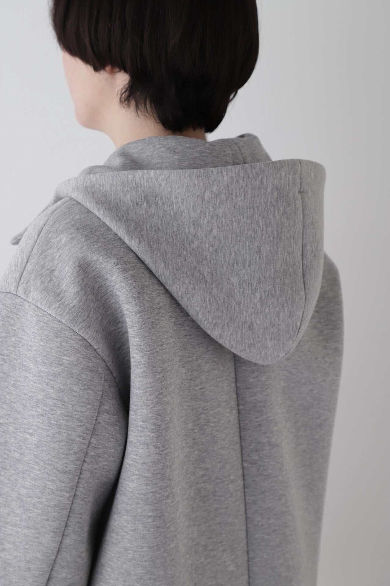 ダンボールボンディングフーディーブルゾン | human woman（ヒューマン