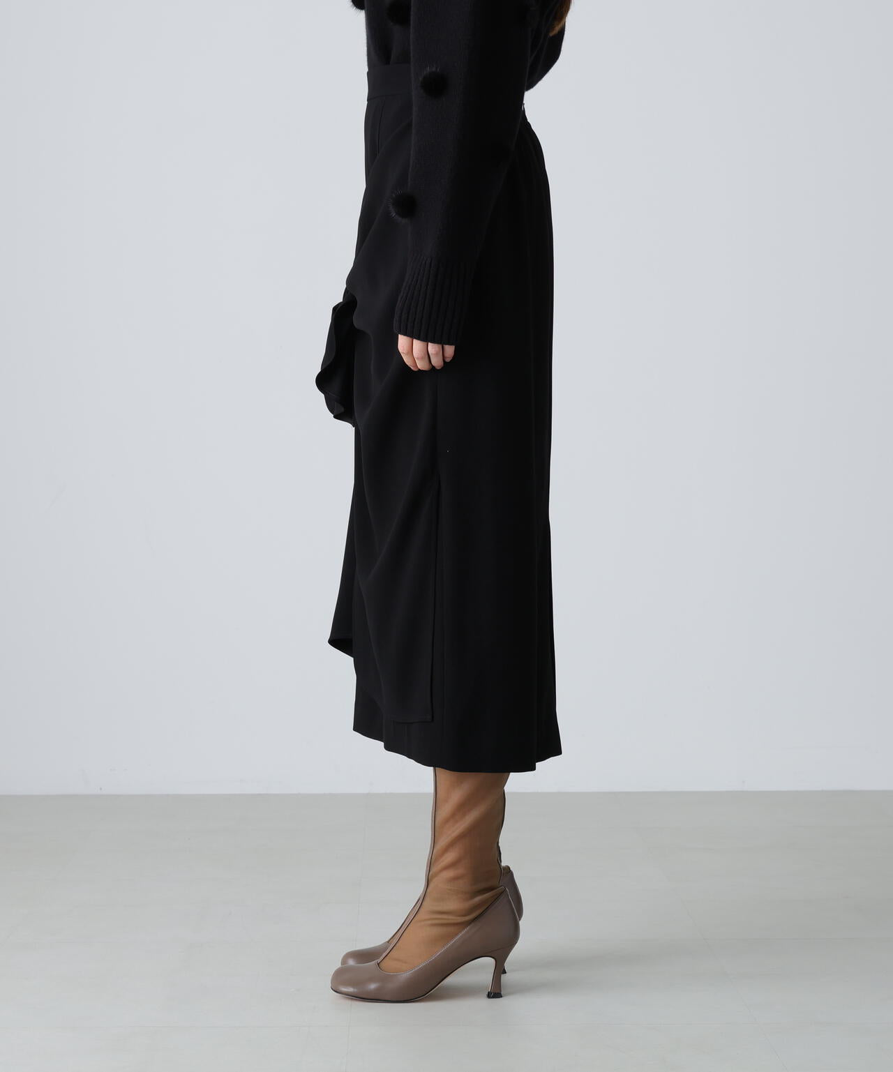 バックサテンジョーゼットスカート | ADORE（アドーア） ｜【公式