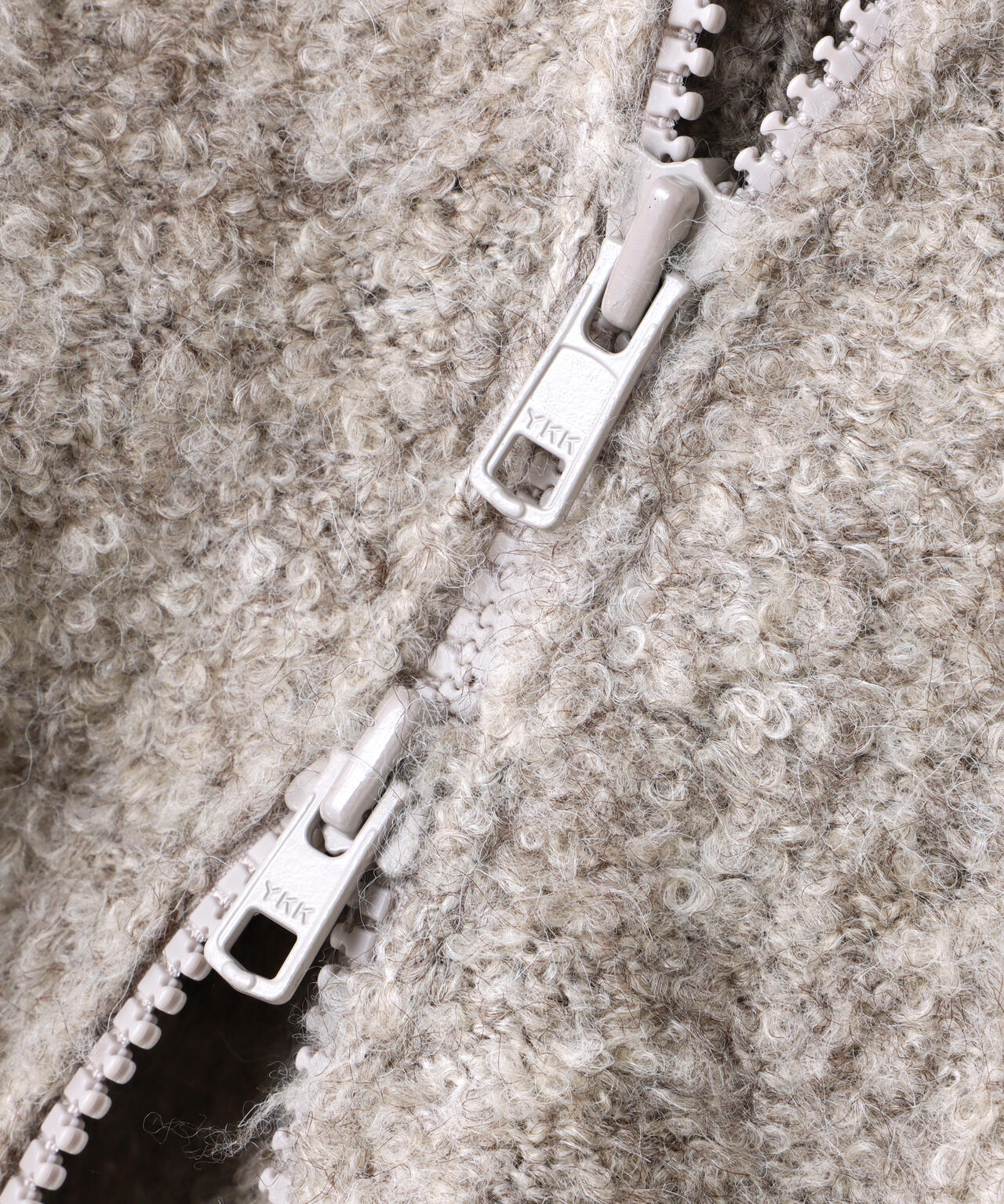 B omnivore/ビーオムニボー ボリュームカラージップアップジャケット