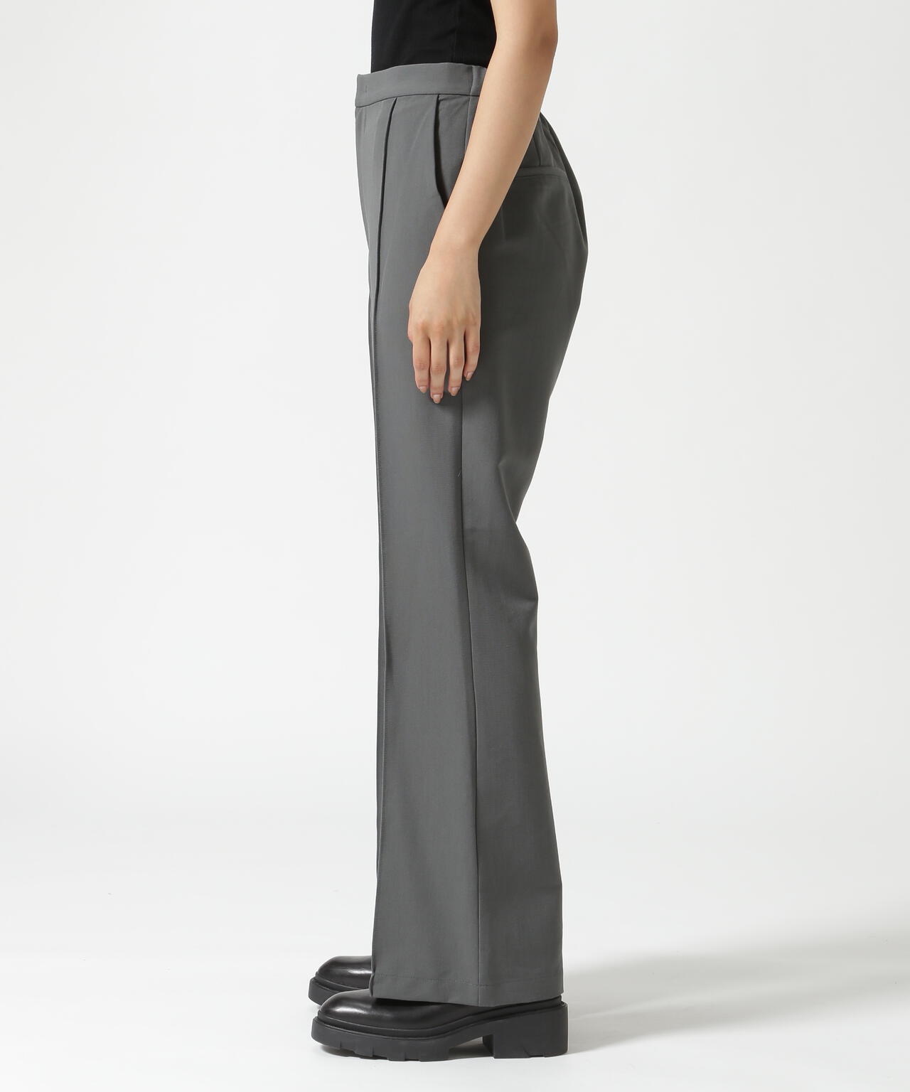 DROIT BELLO（ドロイトベロ）センターシームフレアスラックス | B'2nd