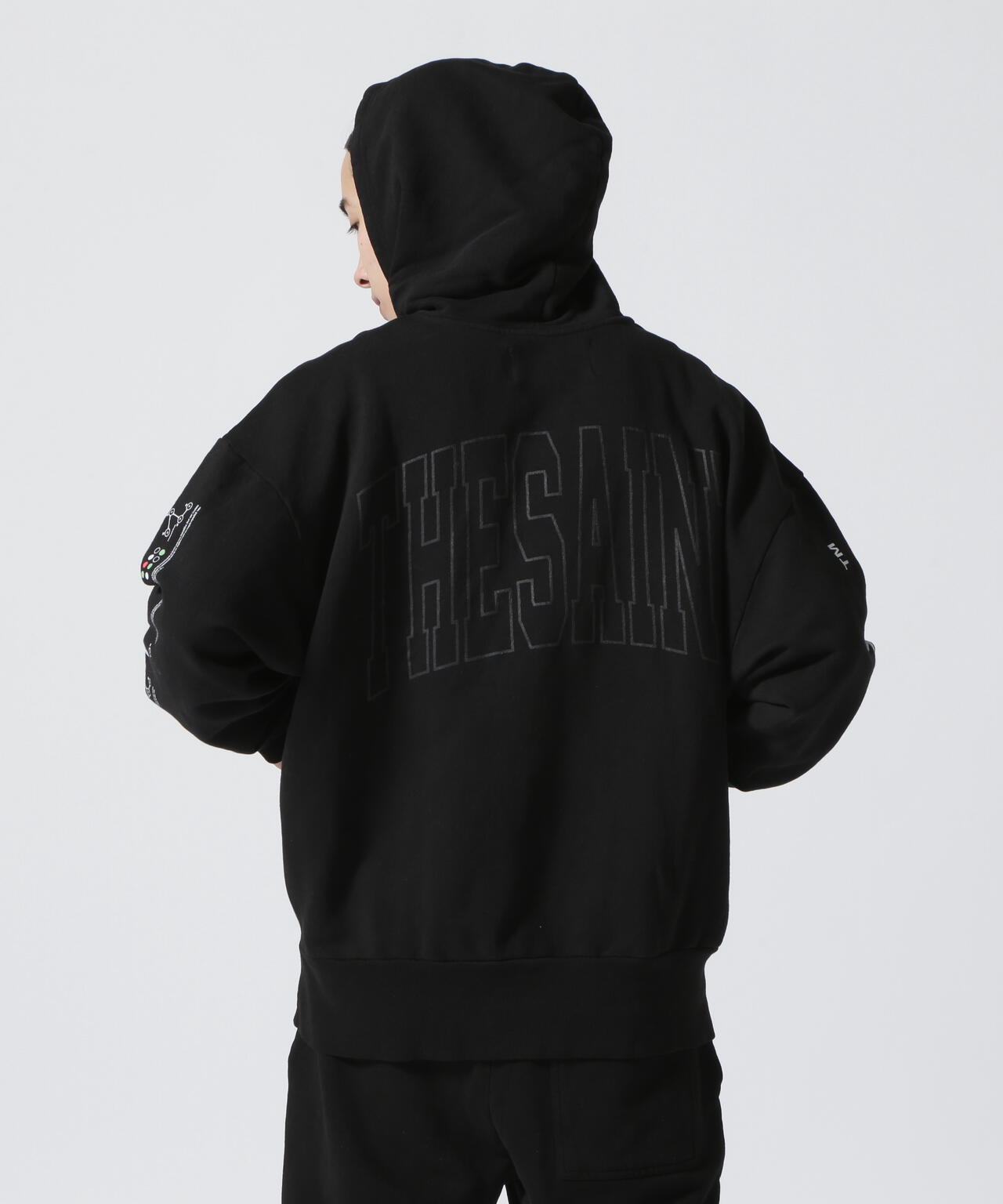 ロイヤルフラッシュ（ FLASH）/THESAINT MAFIA CLUB／SAINT MAFIA EDITION HOODED THESAINT MAFIA CLUB/SAINT MAFIA EDITION HOODED | ROYAL FLASH