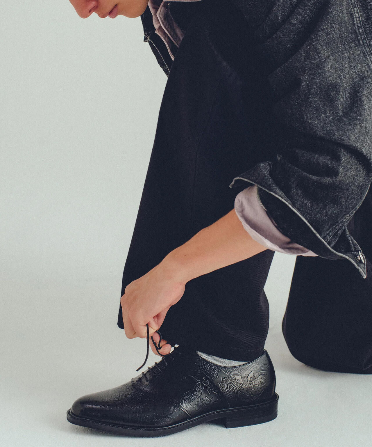 The Kenford Fineshoes/MENS CLASSIC SADDLE / BLACK PAISLEY